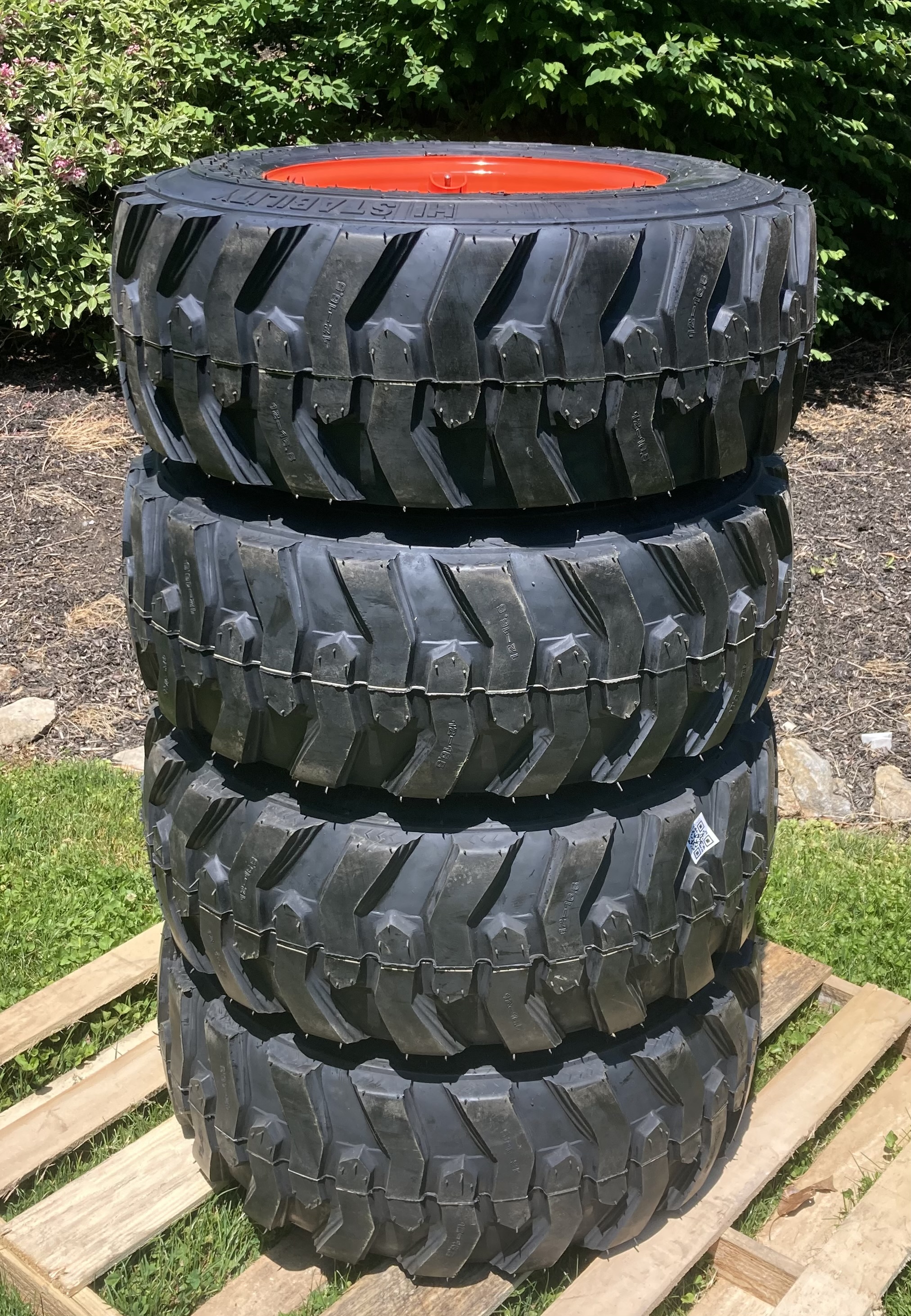12-16.5 SKS-1 Skid Steer Tires/Rims for Kubota Kubota SSV65,SSV75-14PLY ...